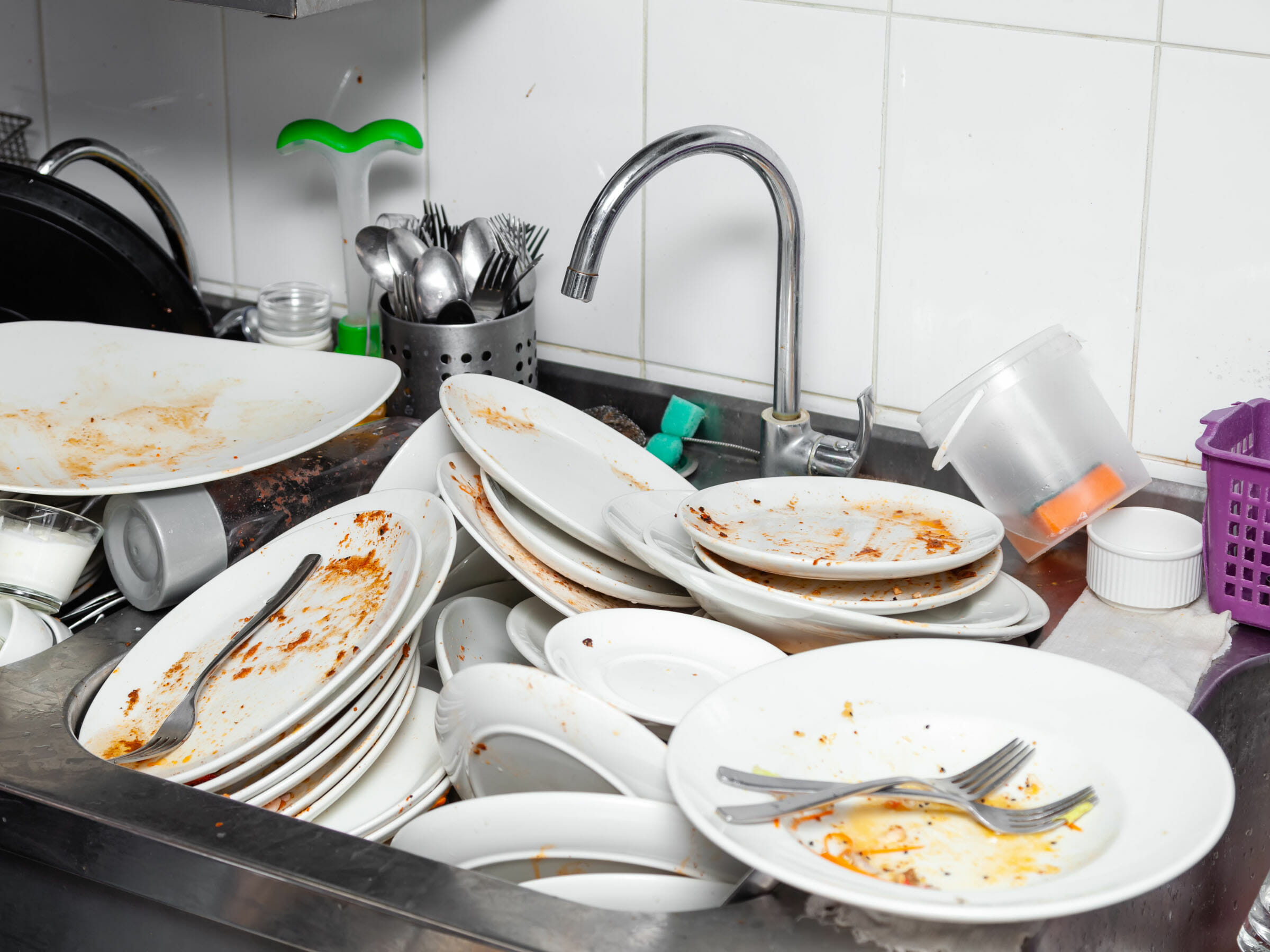 The 5 Levels of Hoarding: How Does Your House Rank? - Bio-One of Riverside
